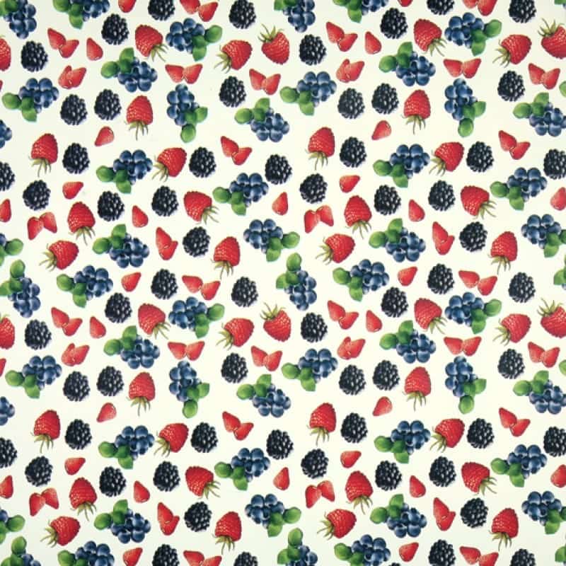 TRADITIONAL WIPE CLEAN TABLECLOTHS